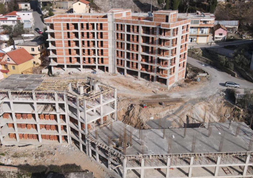 Brenda një viti ASHK legalizon 28 pallate në Tiranë, si të veproni për ...